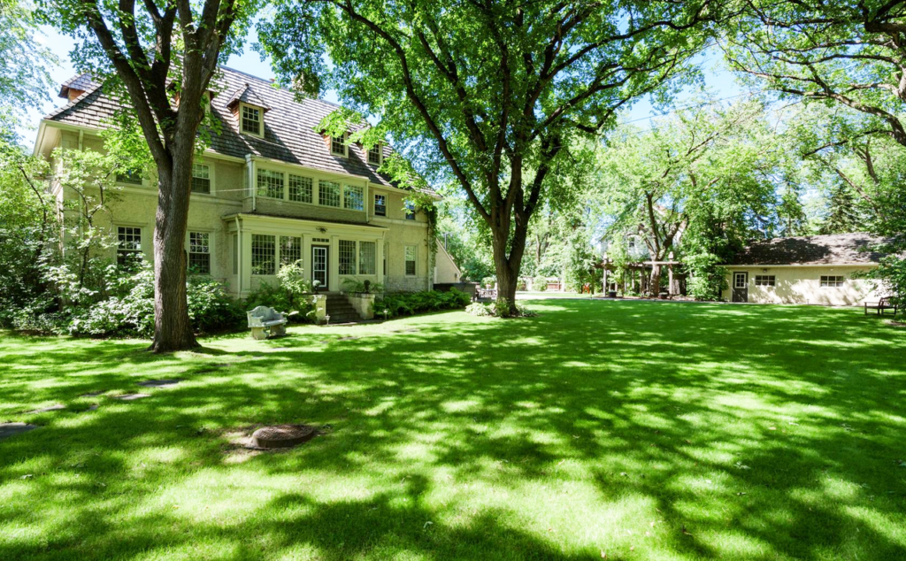 Heritage WinnipegThis Home Carries a Lot of Significance: Carey House ...